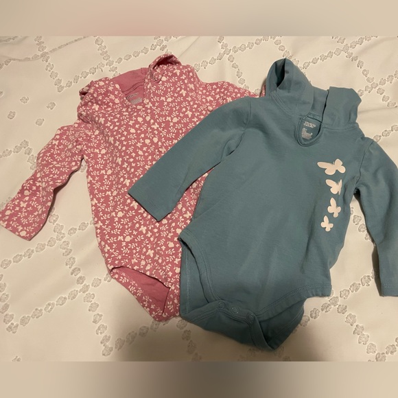 Hanes | One Pieces | Hanes Baby Girl Pink Floral Long Sleeve Onesies 6m ...